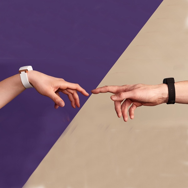 Hey Feel Bracelet Review - Long Distance Intimacy for Couples